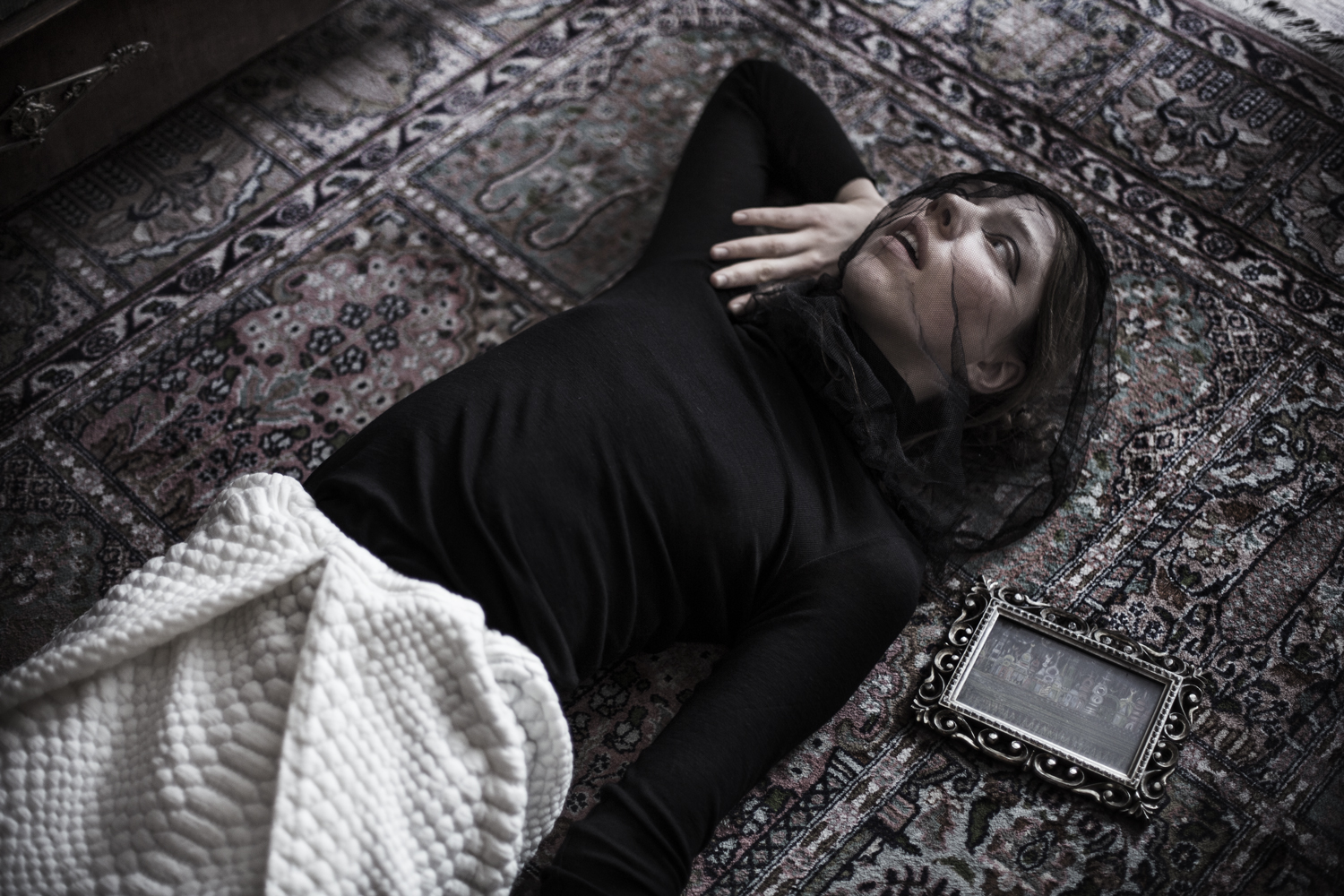 Inside (Her) // Léa Gendrot for Atwood Magazine - Atwood Magazine