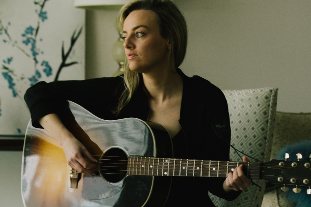 Premiere: Emma White Brings an Intimate, Fresh Voice to Country-Pop ...