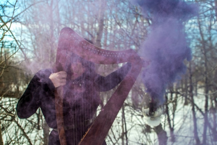 Premiere: "Blood Moon" Allows a Glimpse into the World of Hermitess ...