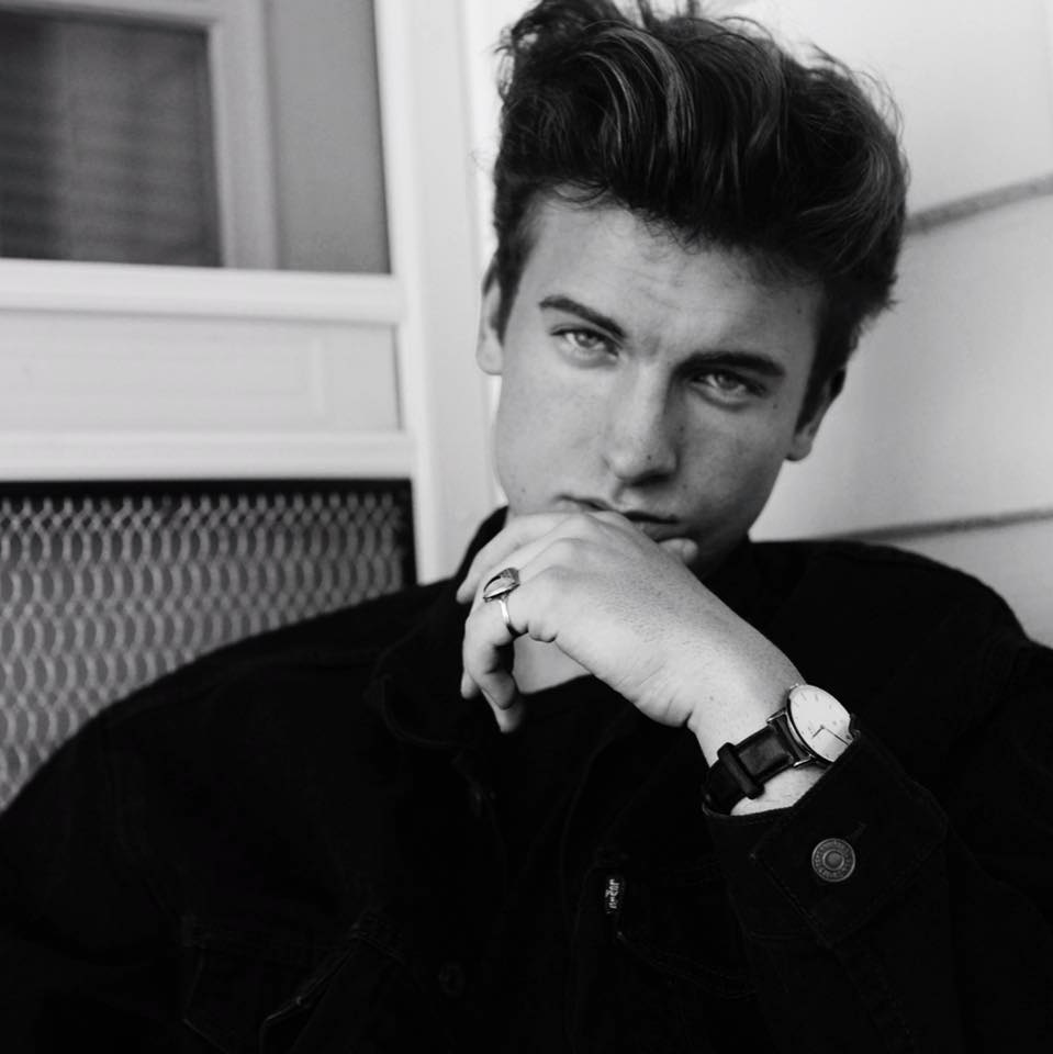 Premiere: Gavin Haley is "Waiting For You" with His Heart on His Sleeve ...