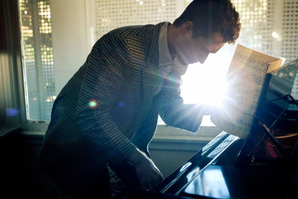 Premiere: Aaron David Gleason's Somber "Brooklyn at Dawn" - Atwood Magazine