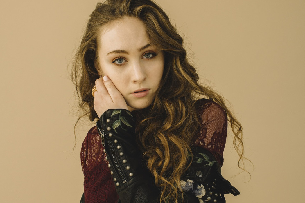 Premiere: Chappell Roan's Haunting "Bitter" Dwells in Darkness - Atwood ...