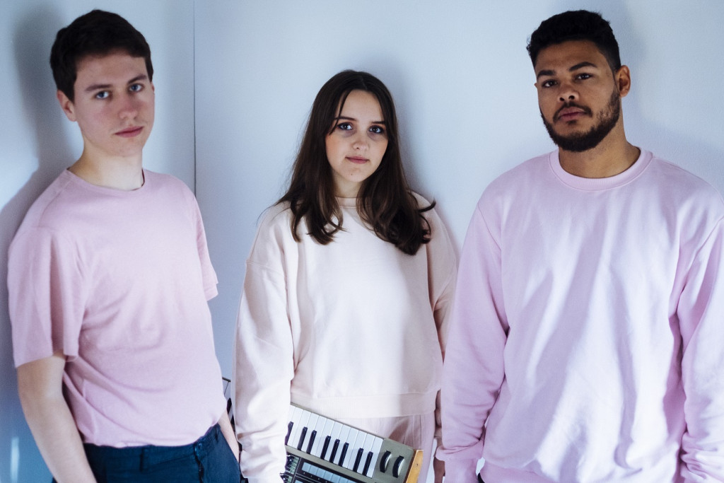 Zander Hawley Captures the Pain, Intimacy, and Beauty of Heartbreak ...