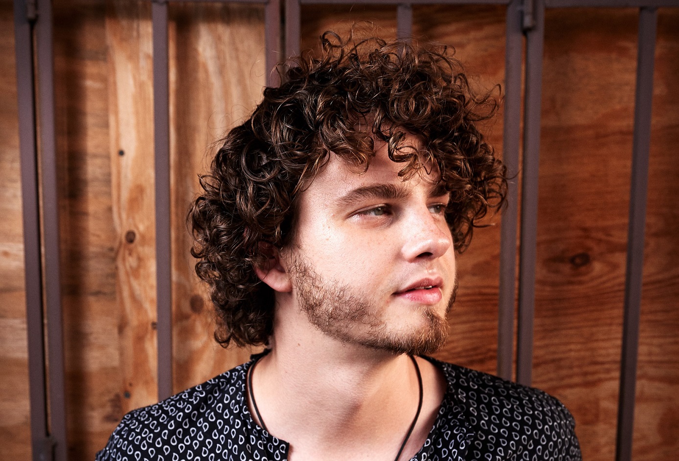 Interview with Beans on Toast: Children’s Songs, Artificial ...