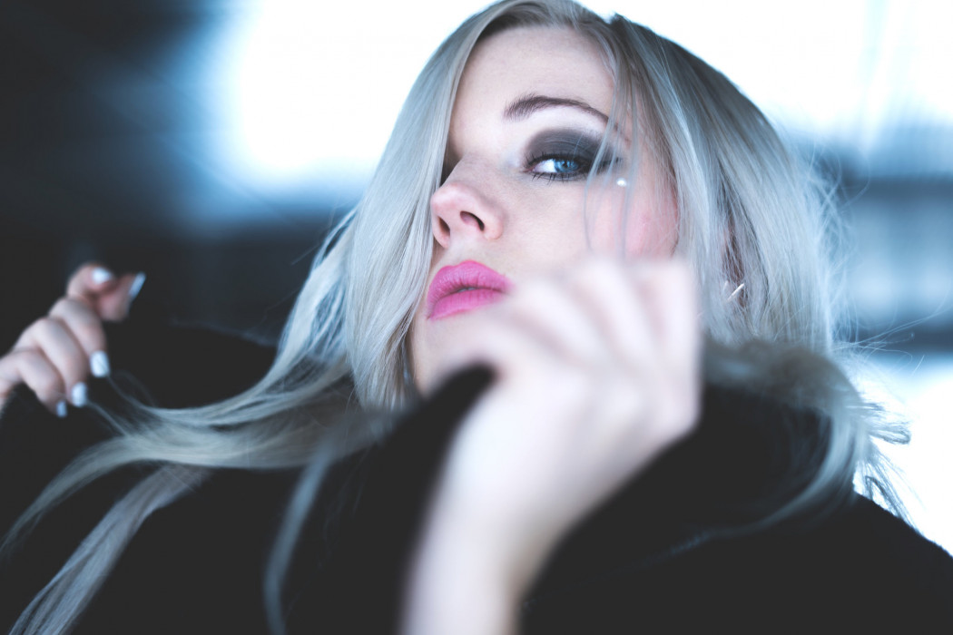 Violet Days Explore Affection with "Leave But Don’t Go" - Atwood Magazine