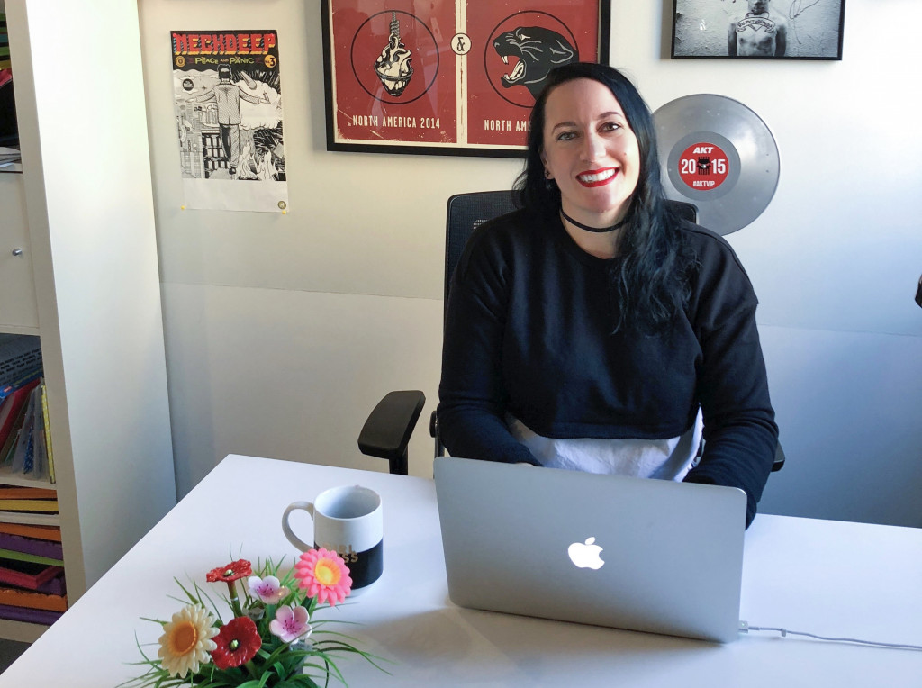 "Pretty Damn Hopeful": Pomplamoose's Nataly Dawn Soars & Stirs on Beautifully Intimate ...