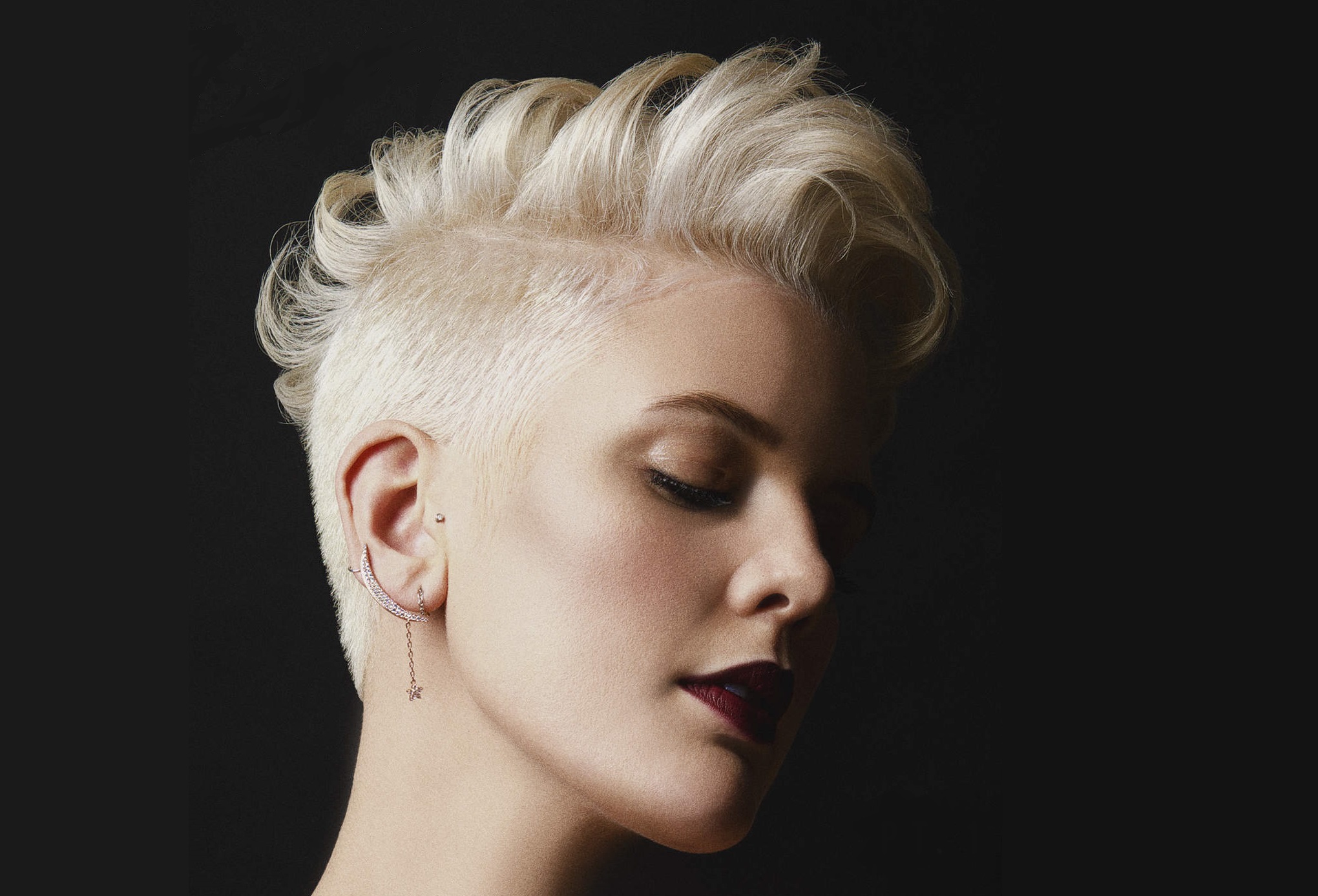 Premiere: The Haunting Depths of YAYME's Tranquilizing, Dreamy Debut ...