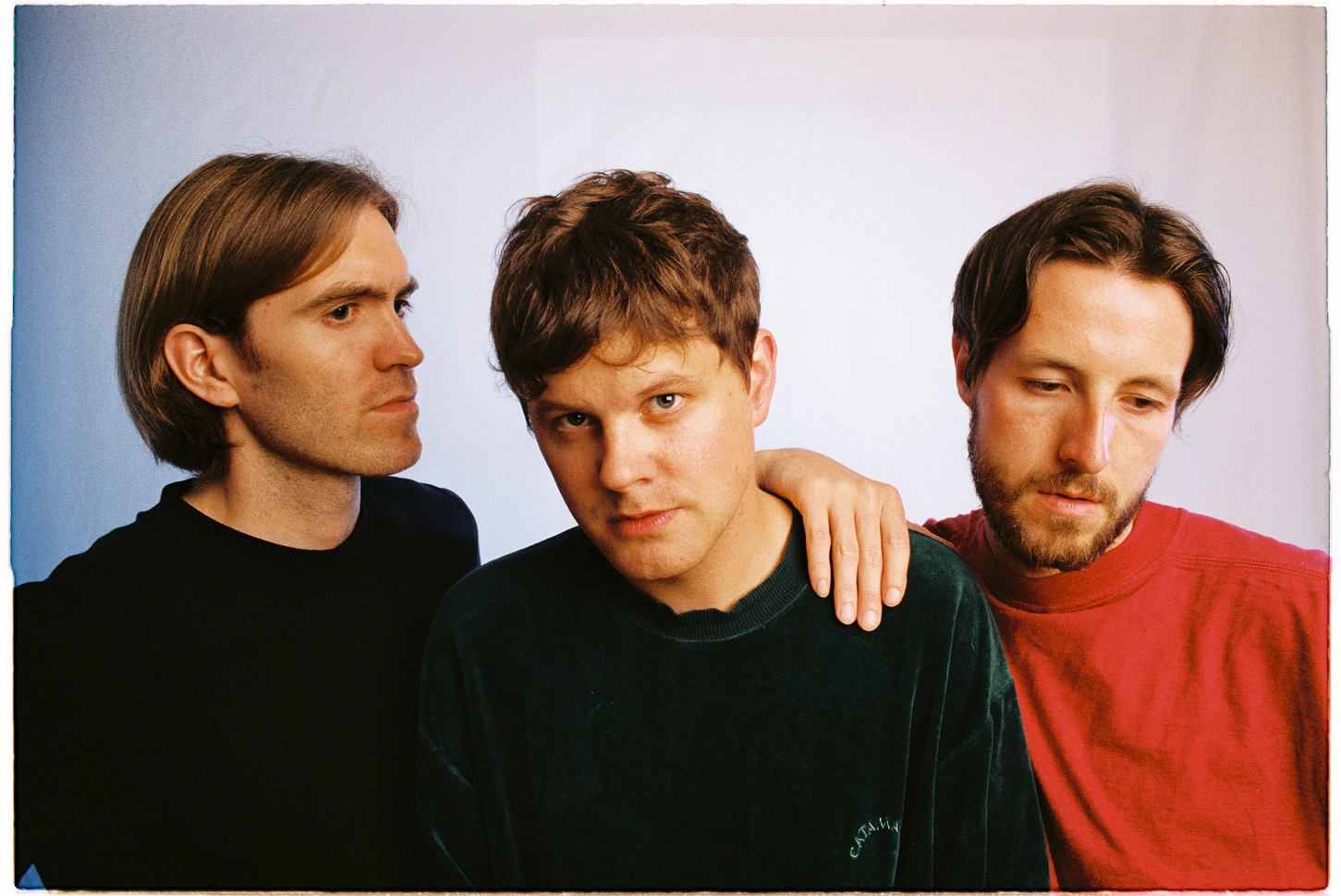 Premiere: Chain Wallet Hypnotize with "World I Used to Call Mine ...