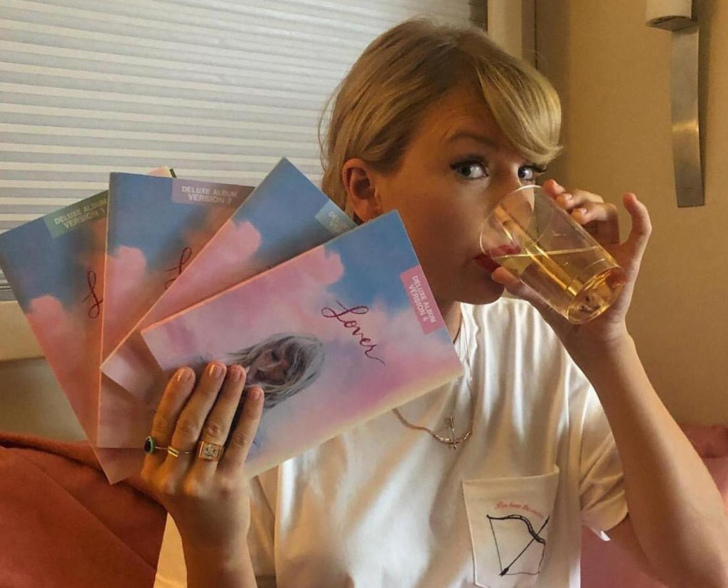 Taylor Swift's "The Archer" Is an Emotionally Self-Reflective Preview ...