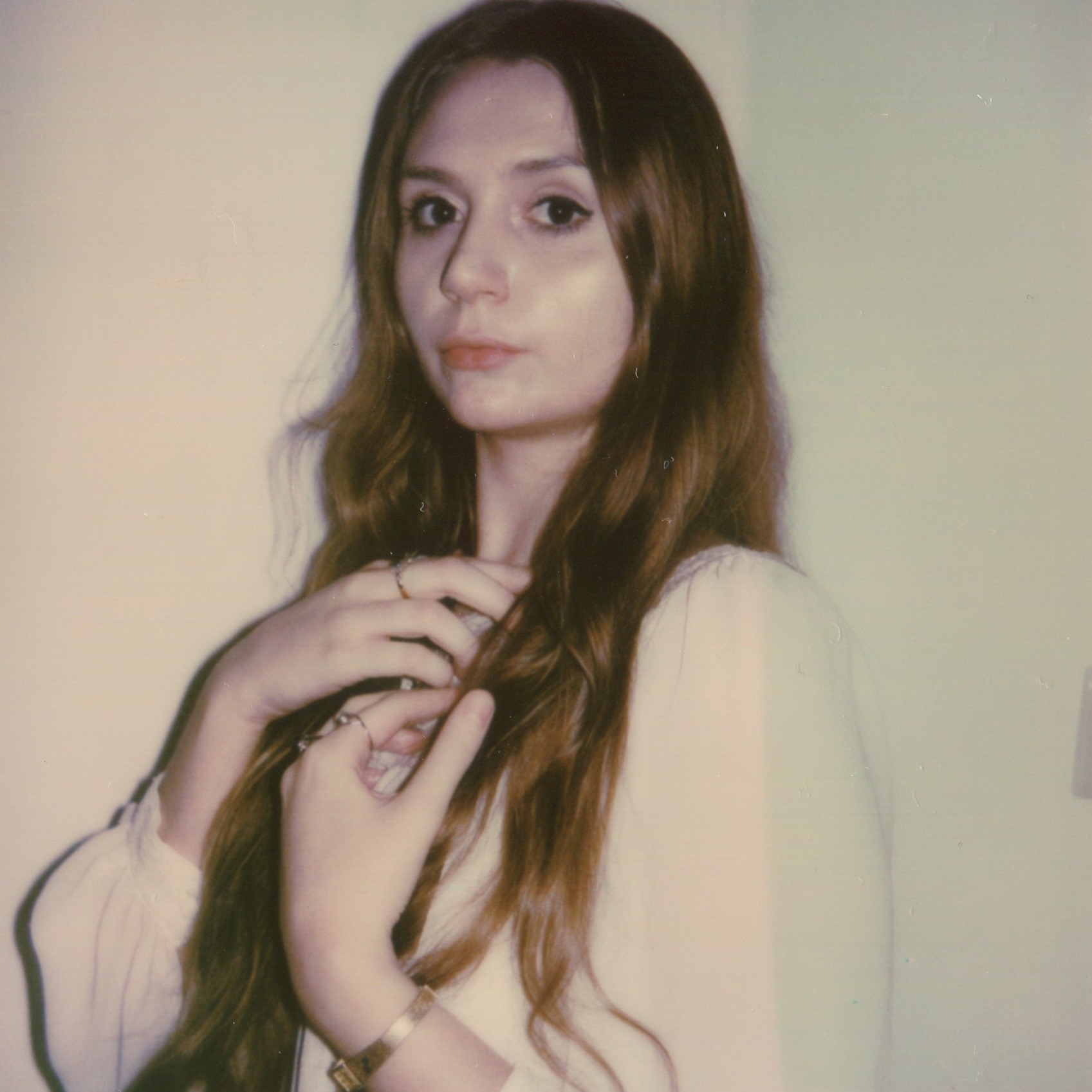 Premiere: Lost in a Daydream with Honey Gentry's Latest Single ...