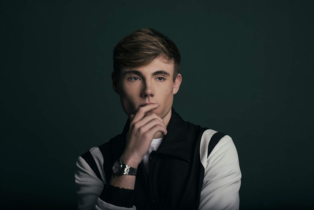 Feature: ZZ Ward Shepherds in a Ray of Light through “The Dark ...