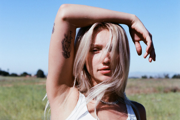 Today’s Song: Cailin Russo Atones on “Declaration” - Atwood Magazine