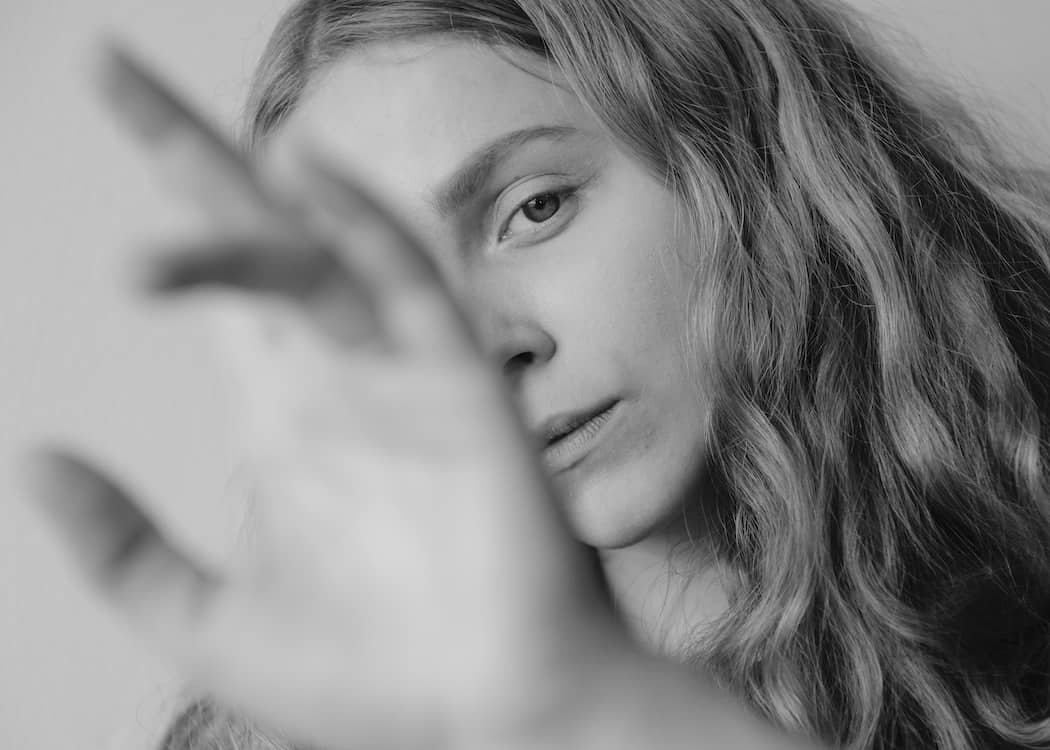 Interview: Moyka Finds a Moment to Breathe in Debut 'Circles' EP ...