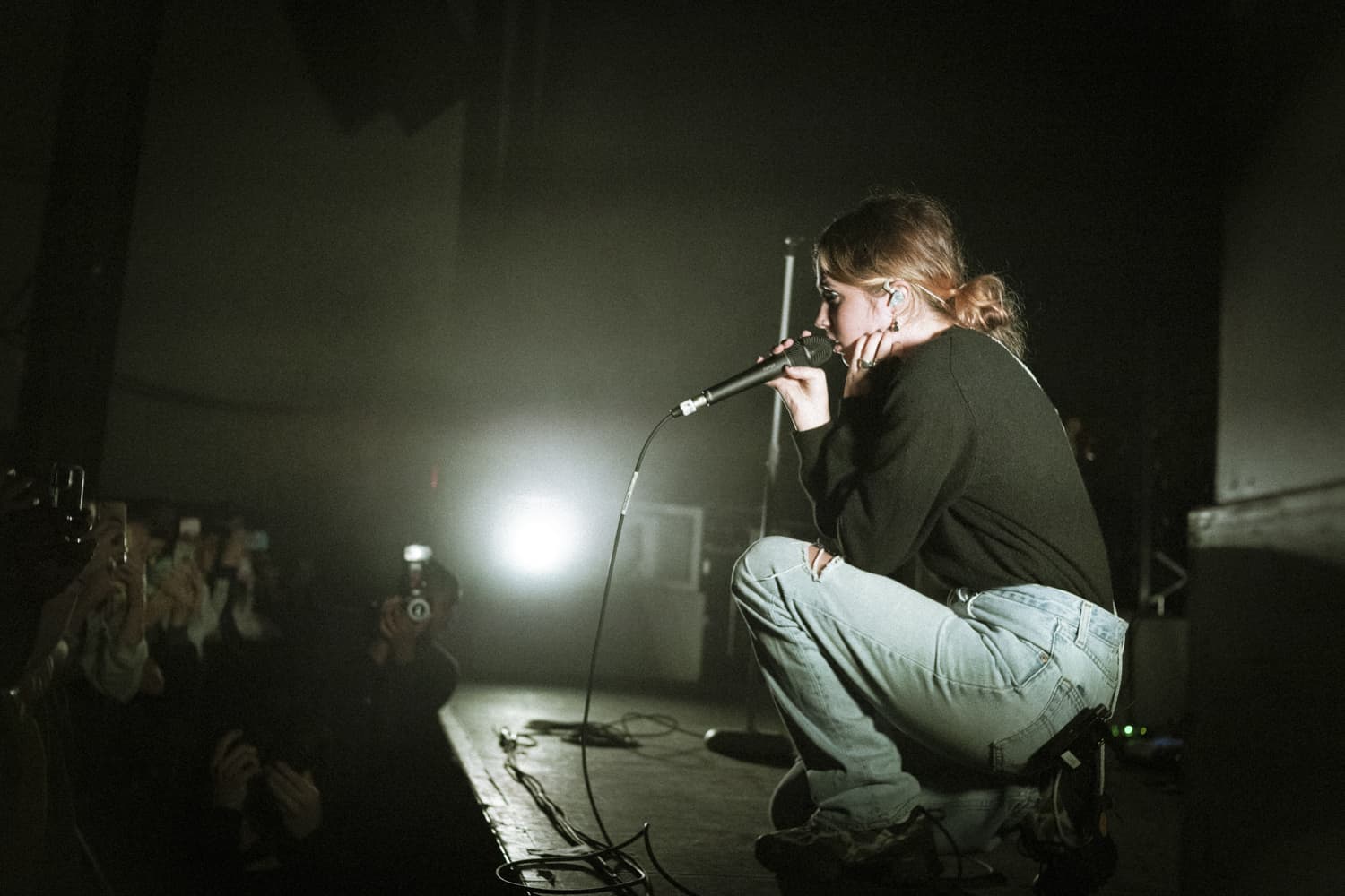 Interview: Gang of Youths' Max Dunn Talks Love, Loss & the Aussie ...