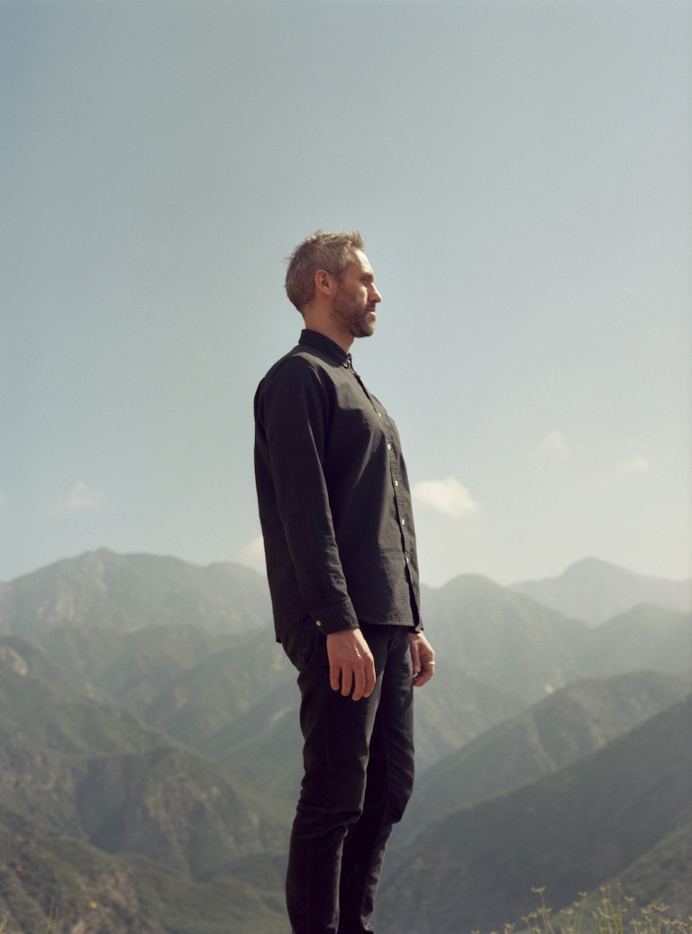 Premiere: Rob Simonsen Captures Echoes of Family in “Refraction ...