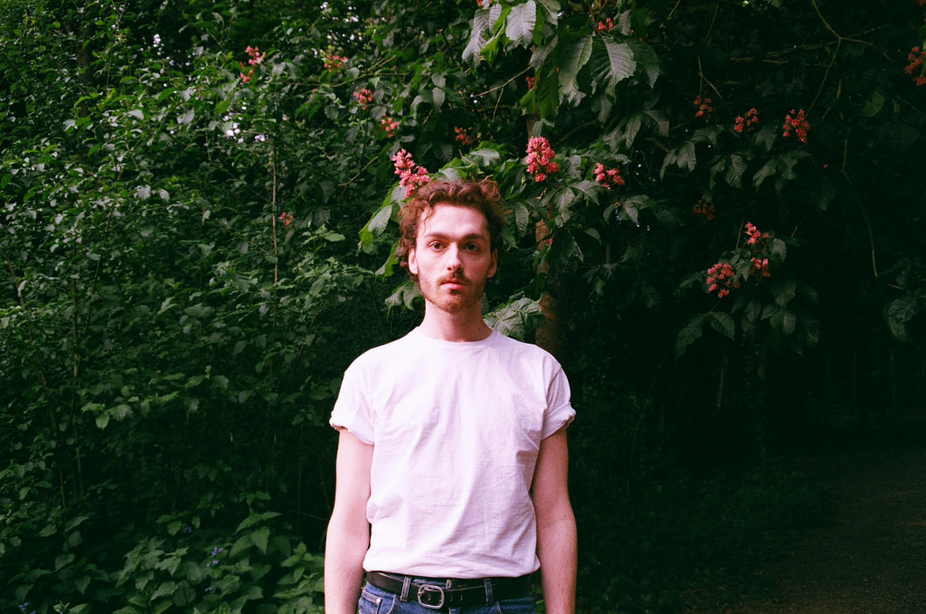 Premiere: Jimmy Harvey's Wistful "I Don't Mind the Rain" Splashes ...