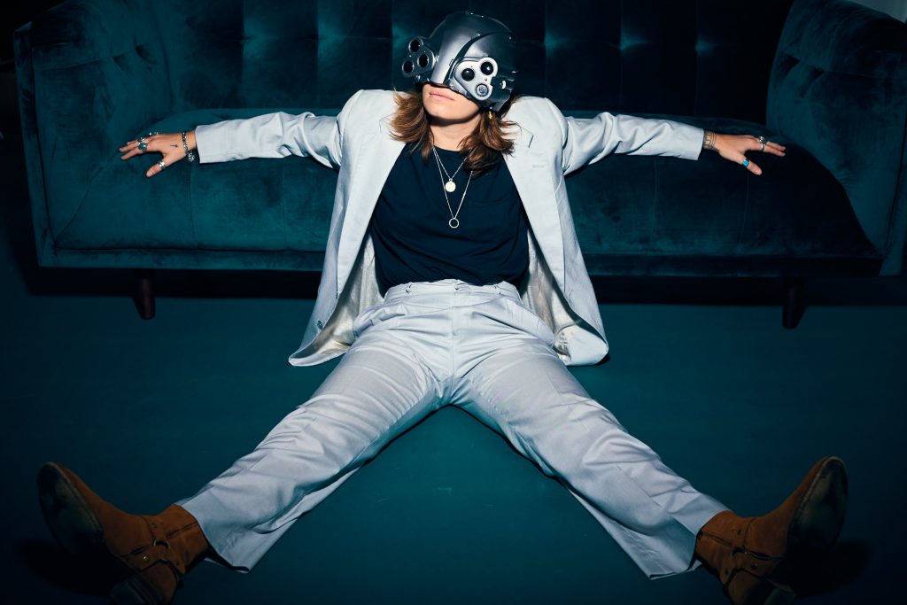 Interview: Georgi Kay Stays Optimistic in a Time of “Scary People” with ...