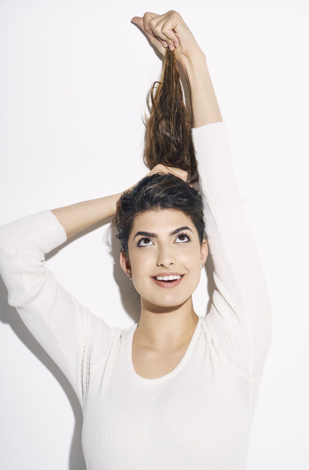 YouTuber Rachel Levin Launches Music Career with "Myself," a Positive ...