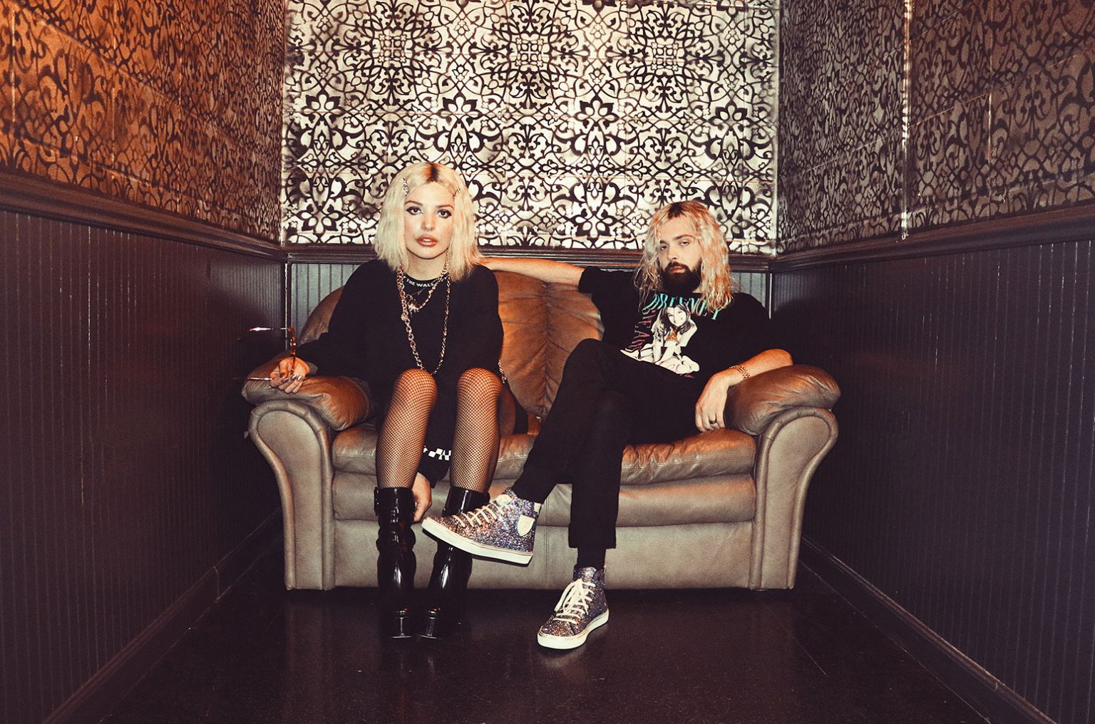 Baby, It's Okay: An Interview with Indie Pop Couple Flora Cash - Atwood ...