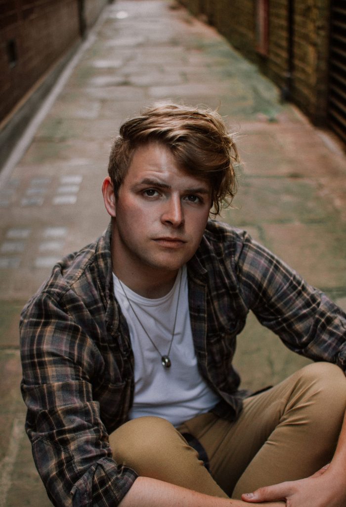 Premiere: Drew Thomas Is "Running Reds" & Leaving Town on New Perfect ...