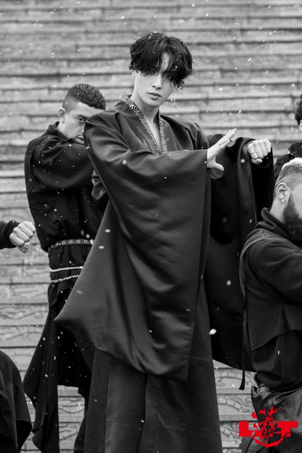 Album Review: Chinese Identity Rears Its Head in LAY’s '莲 (LIT ...