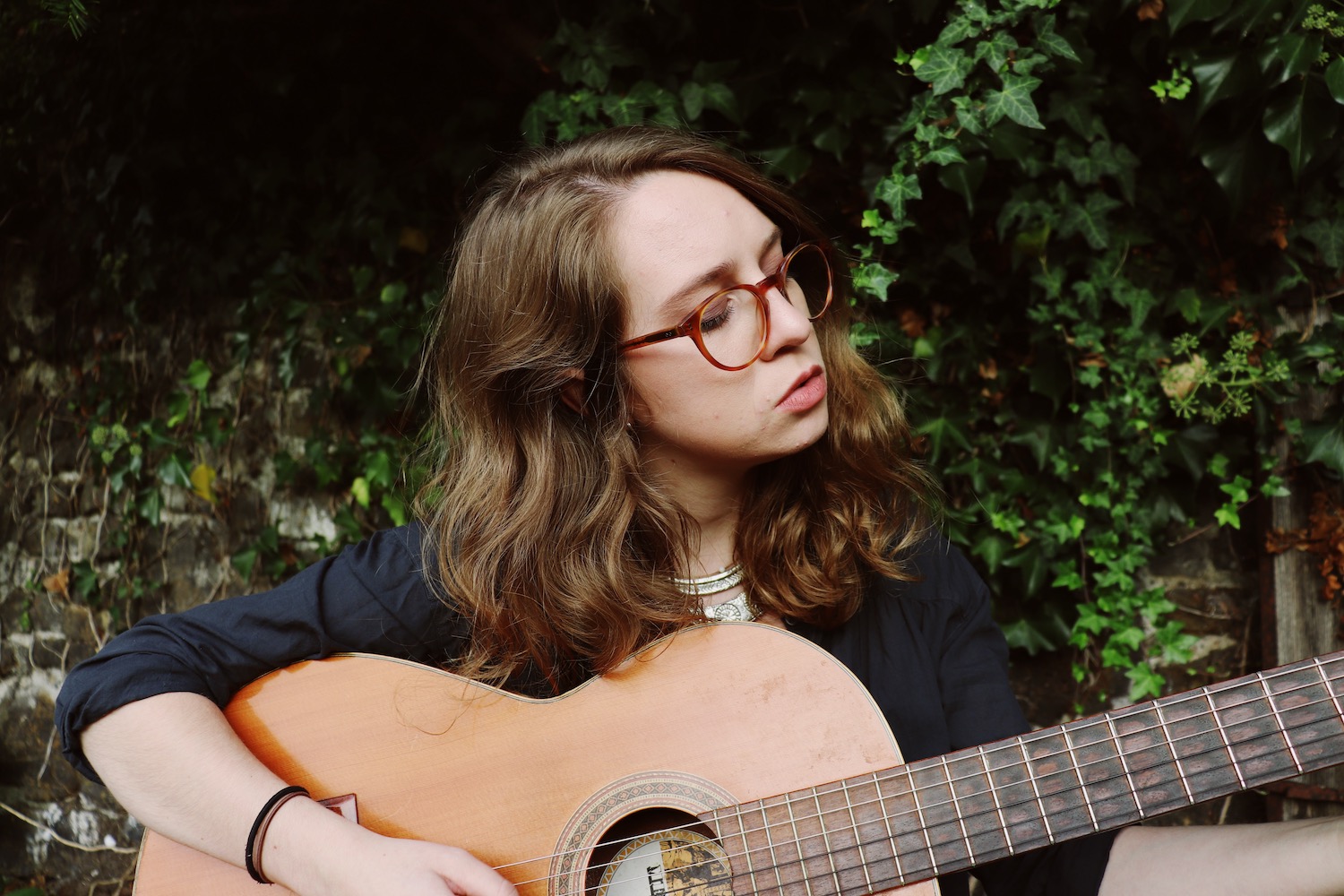 Premiere: Neev Ties Up Debut EP 'Forgiving Light' with Magnetic Track ...