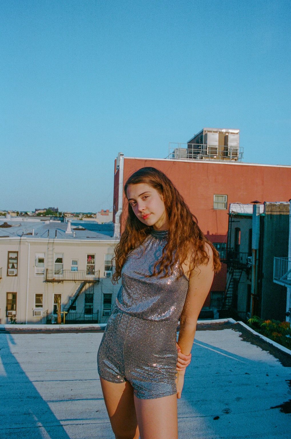 Premiere: NYC’s Nisa Shares Blame on Indie Pop Stomper “Common ...