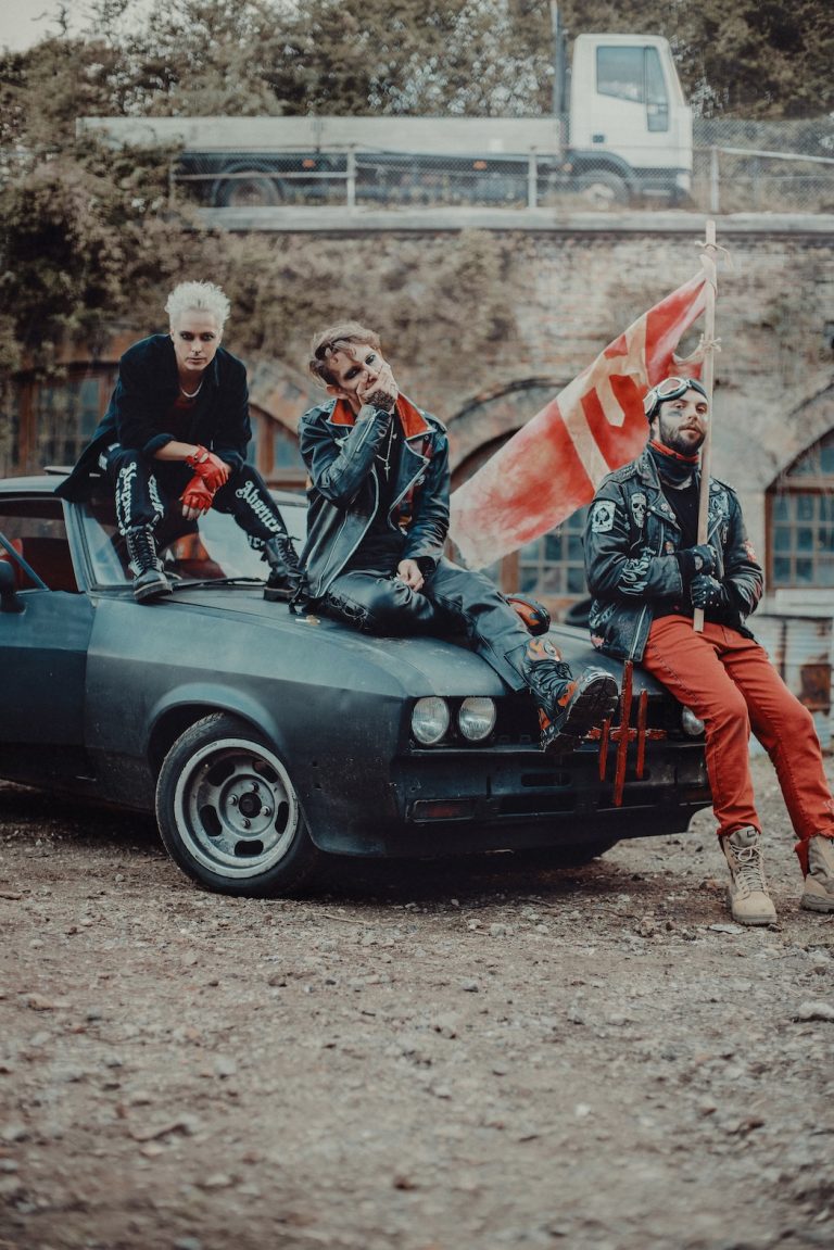 The Hunna Horror Story: A Track-by-Track Guide to Third LP 'I'd Rather ...