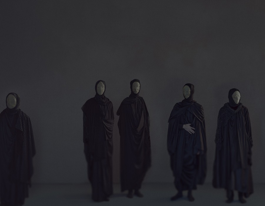 Review: Emma Ruth Rundle & Thou's 'May Our Chambers Be Full' Seizes a ...