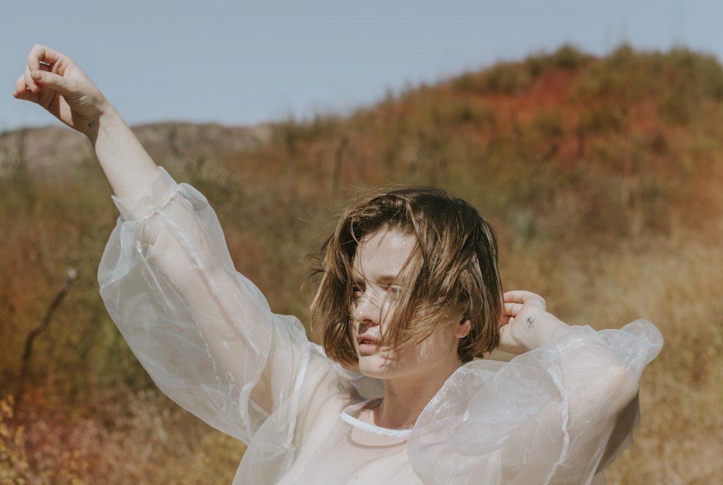 Today's Song: "Don't Talk Stop" by Hey Anna - Atwood Magazine