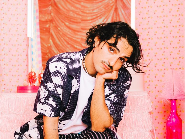 Interview with AFSHeeN: An Electronica Expert Who's Eager to Offer You ...