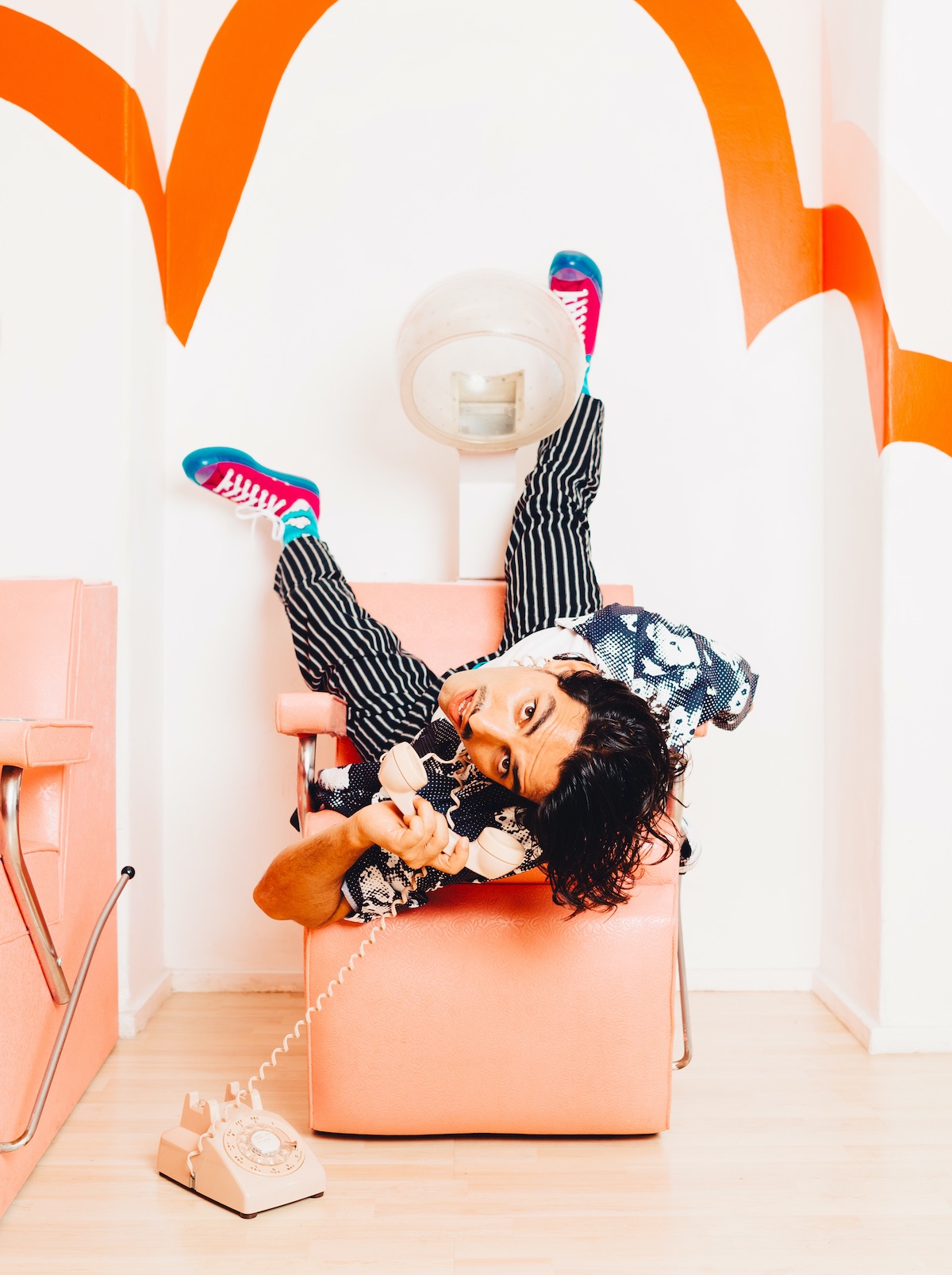 Interview with AFSHeeN: An Electronica Expert Who's Eager to Offer You ...