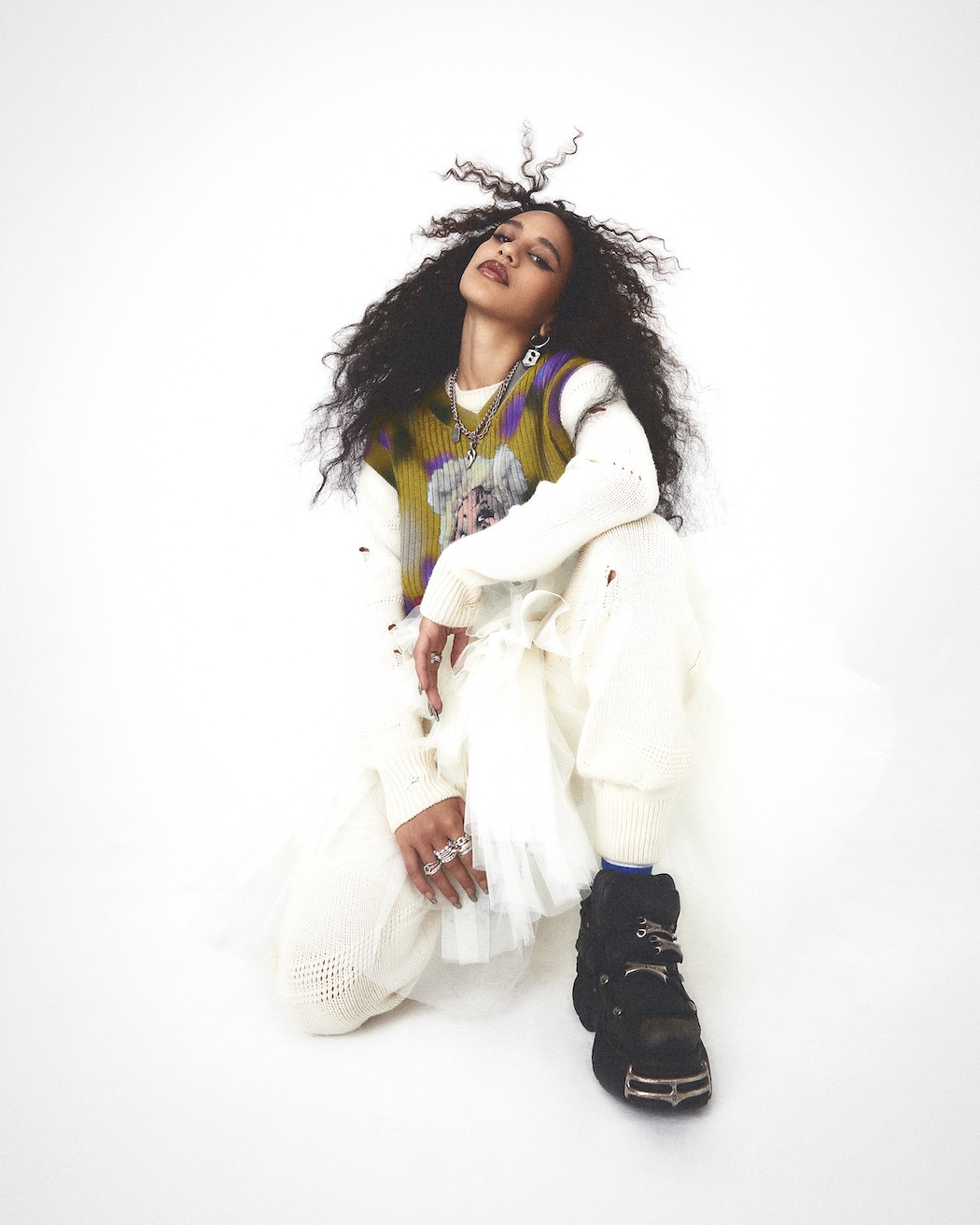 Review: Maeve Indulges in the Dark Side on Feverish Anti-Pop Anthem ...