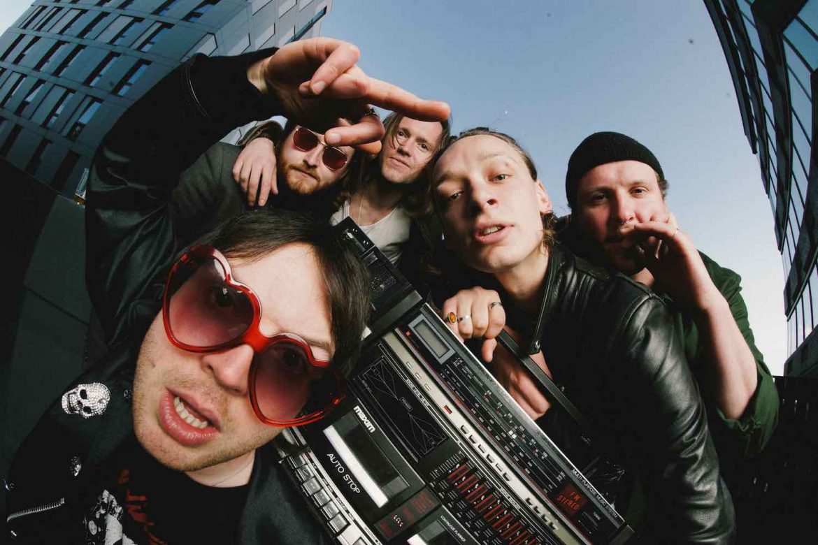 Jango Flash's "My Mercedes" Is Loud, Feverish, & Raw Indie Rock ...