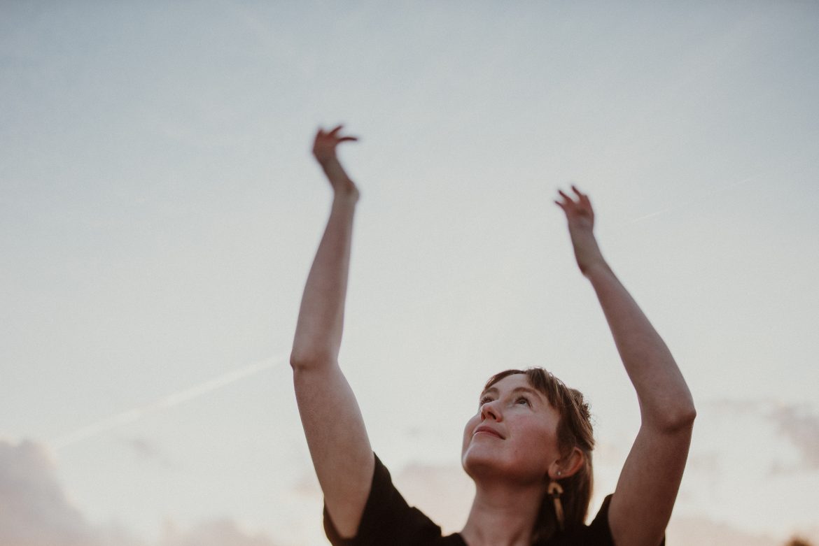 Premiere: Andrea Tomasi's Meditative, Spiritual Album 'Into the Mystery ...