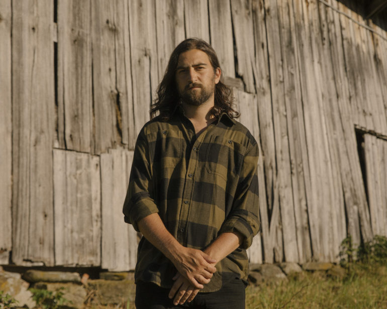 Interview: Noah Kahan on Third LP 'Stick Season', Embracing His Roots ...