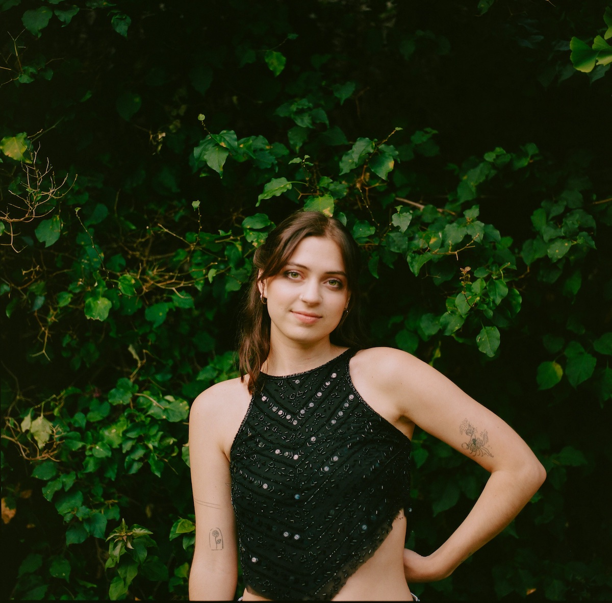 Artist to Watch: Lizzy McAlpine Celebrates Death with “doomsday ...