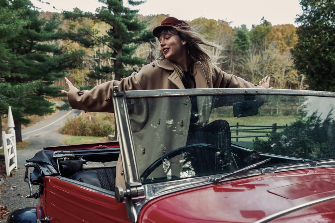 Taylor Swift Breaks the Bounds of Brilliance with "All Too Well (10 ...