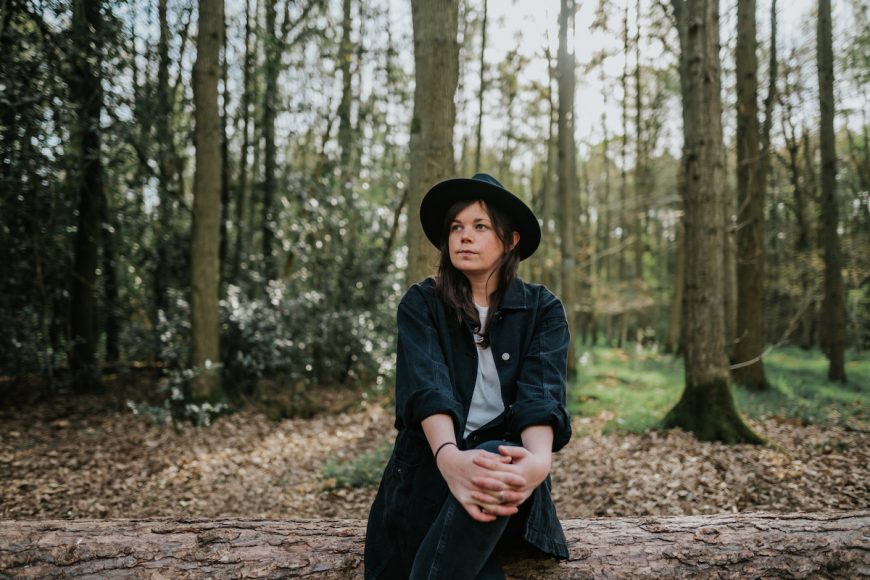 Artist to Watch: Singer/Songwriter Jessie Reid Blooms in Soft, Stirring ...