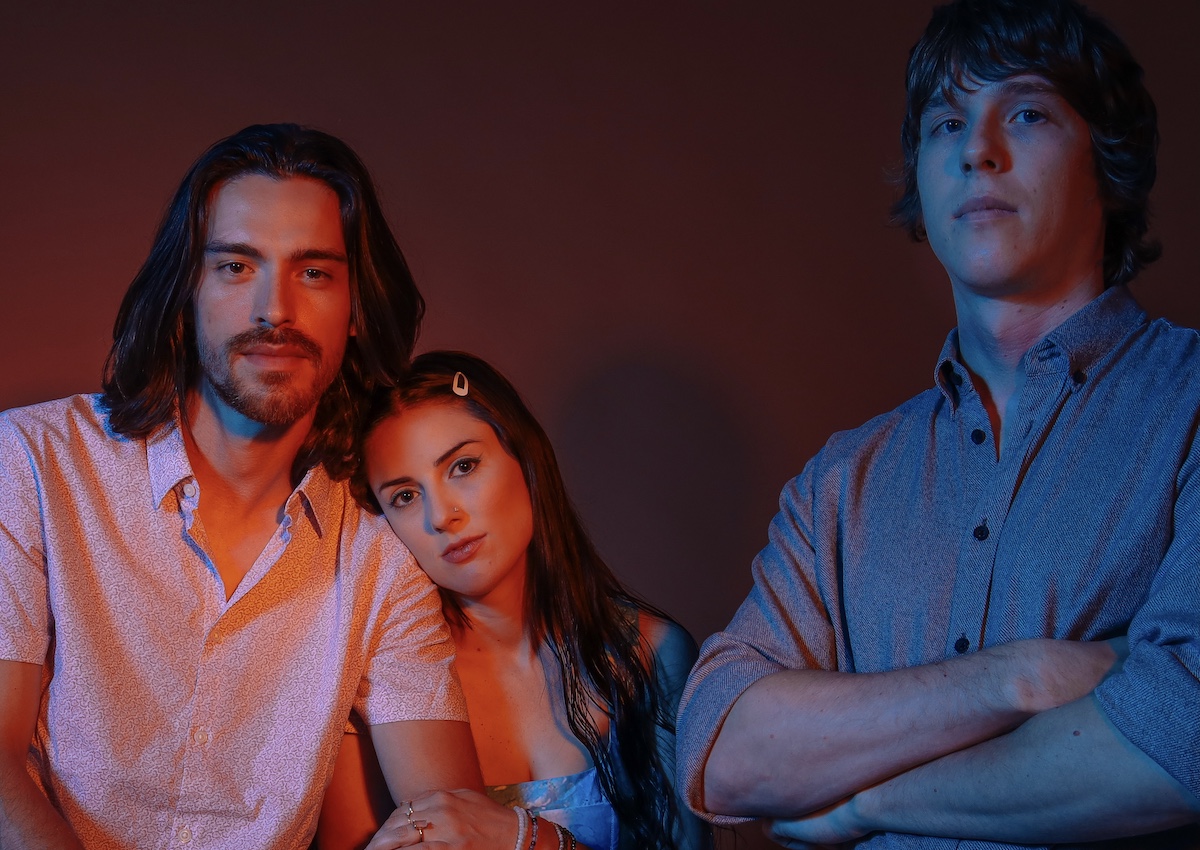 Premiere: Anna Sun Hits Like a Train on “What a Shame” - Atwood Magazine