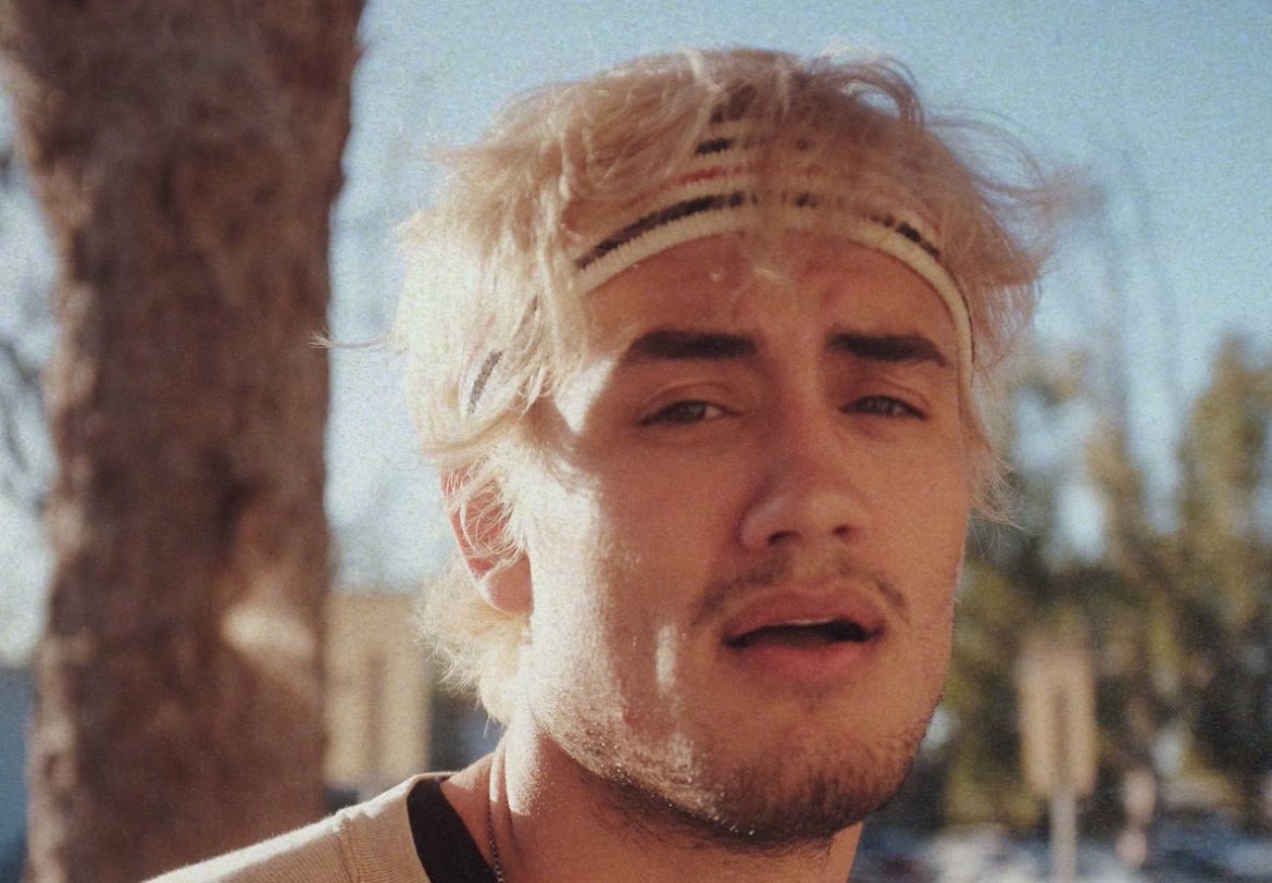 Today's Song: Carter Vail Soars on Sun-Soaked & Sweetly Seductive ...