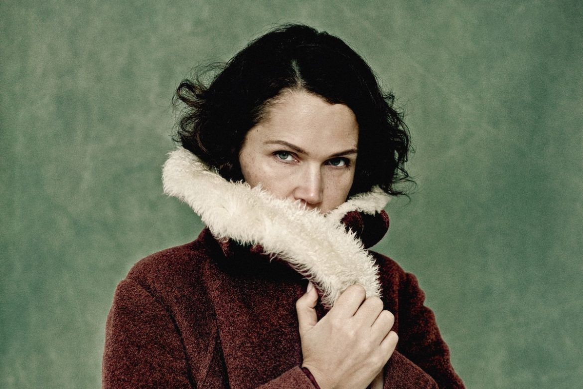 Today's Song: "Don't Talk Stop" by Hey Anna - Atwood Magazine