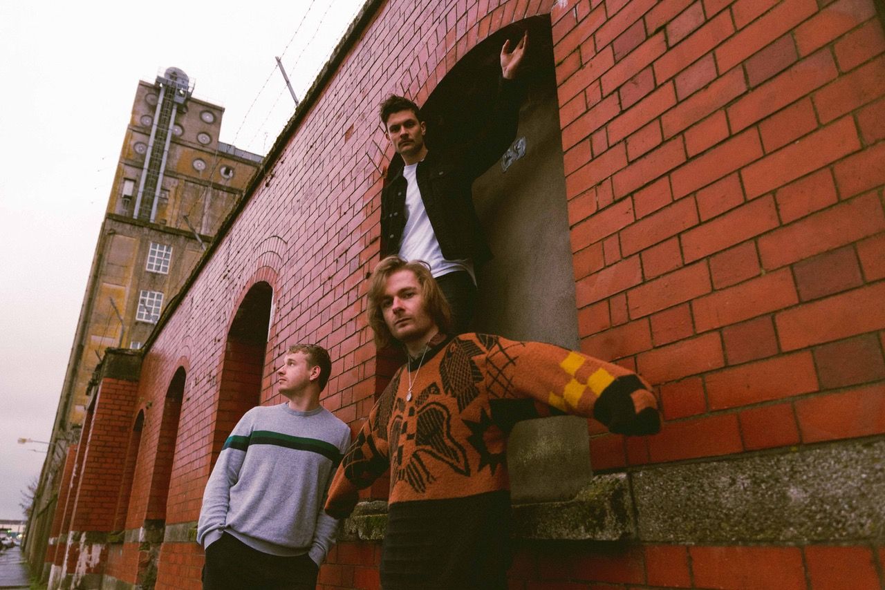 Interview: Irish Indie Rockers Rowan Embrace “Honesty” Ahead of Debut ...