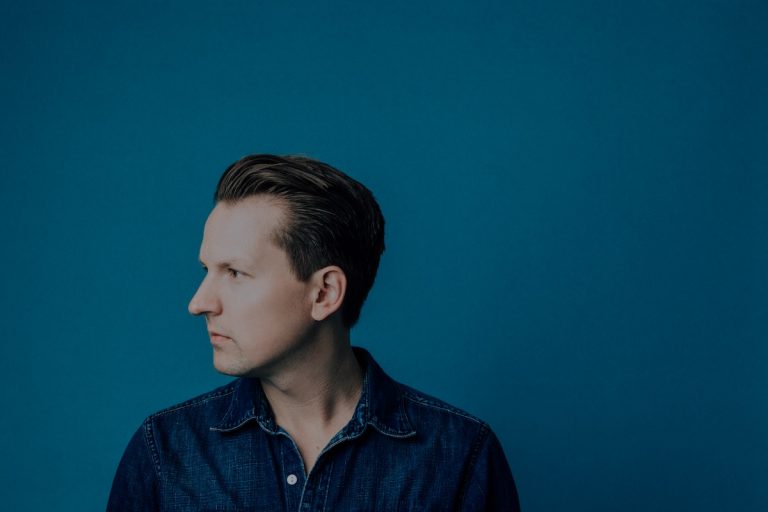 "Searching for those small moments of peace": Ken Yates Dives into 4th ...