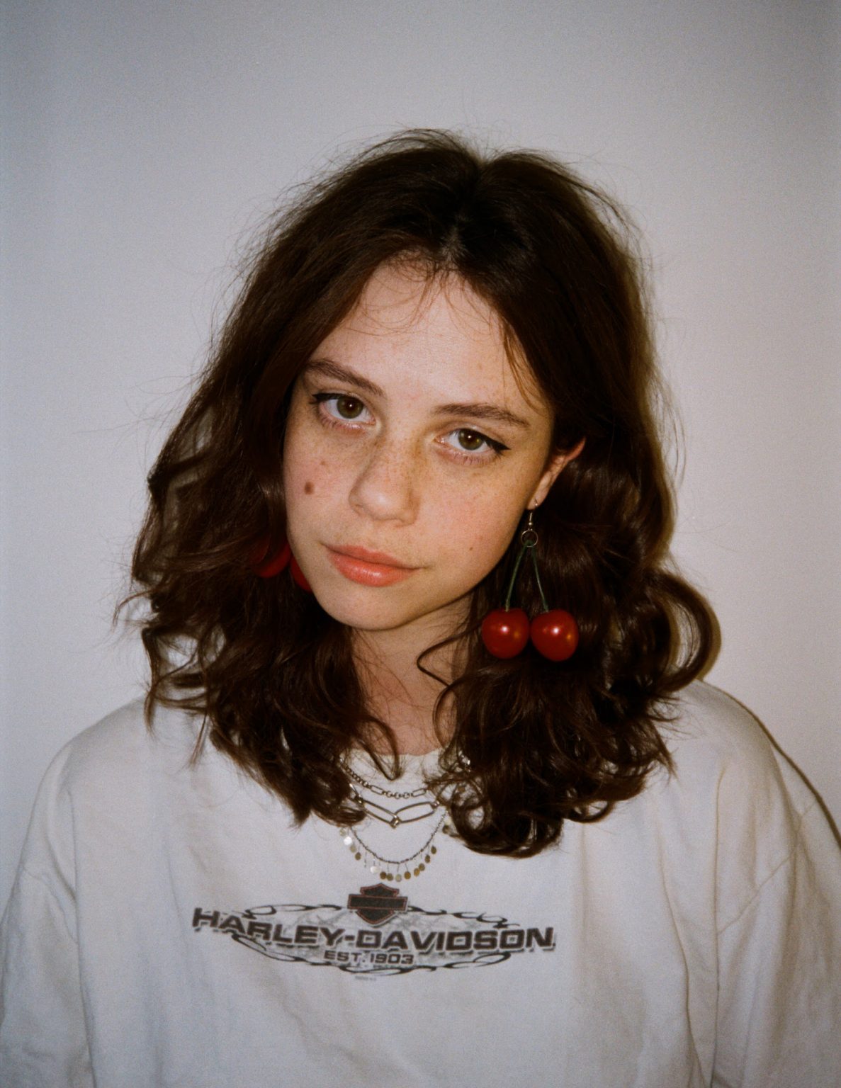 Matilda Mann Gives Us a Glimpse of “Hell” with Her Newest Single - Atwood Magazine