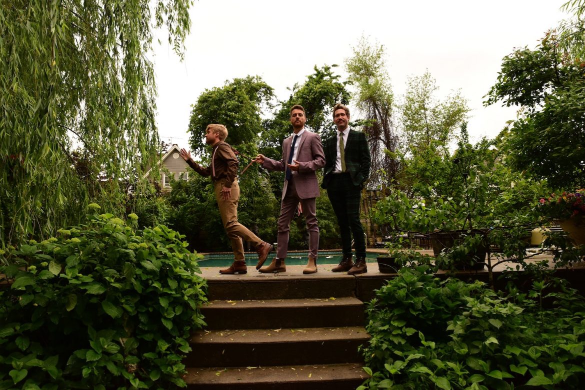 “We’re a Little Bit Ridiculous”: Jukebox the Ghost's Ben Thornewill ...