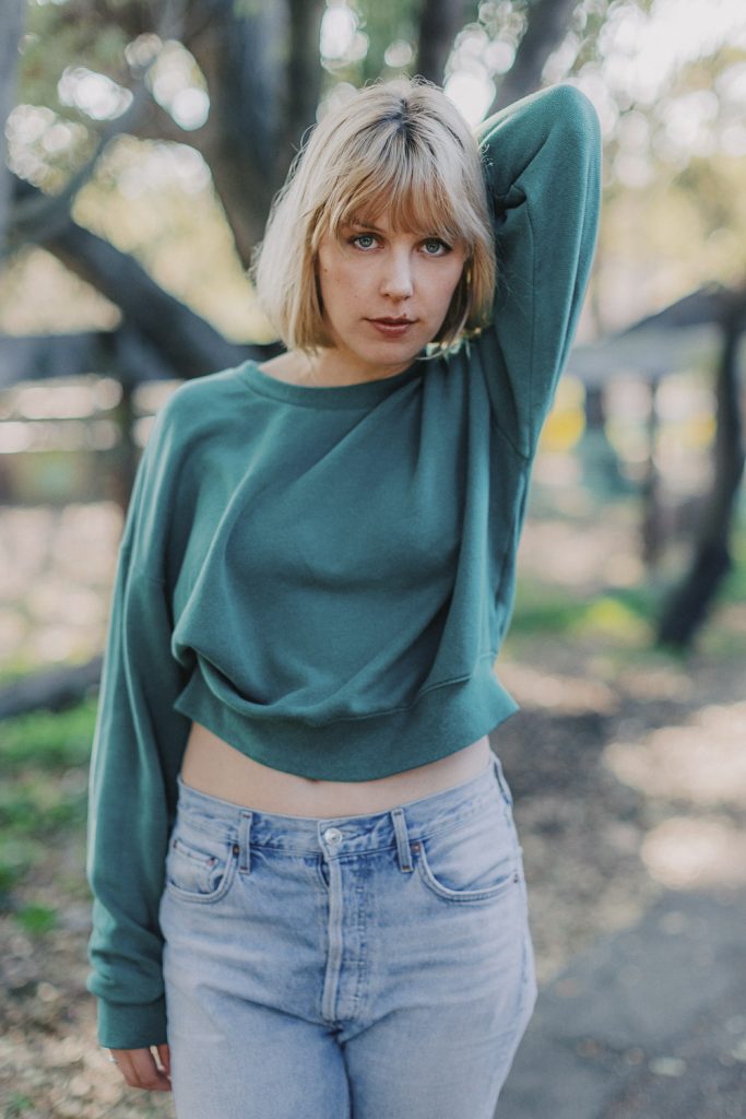 "Pretty Damn Hopeful": Pomplamoose's Nataly Dawn Soars & Stirs on Beautifully Intimate ...