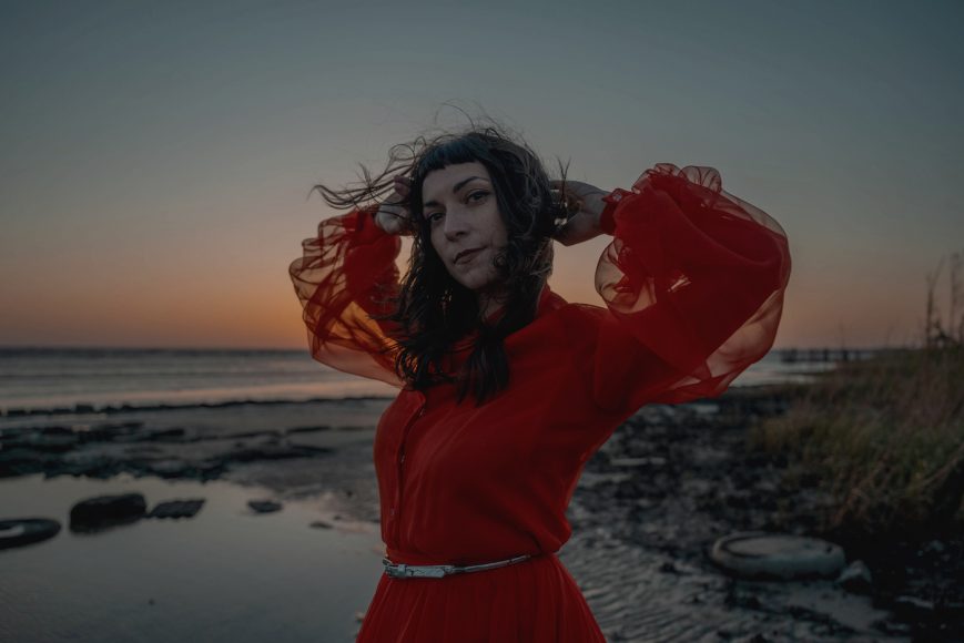 Feature: Julie Odell Reckons & Roars on 'Autumn Eve', Her ...