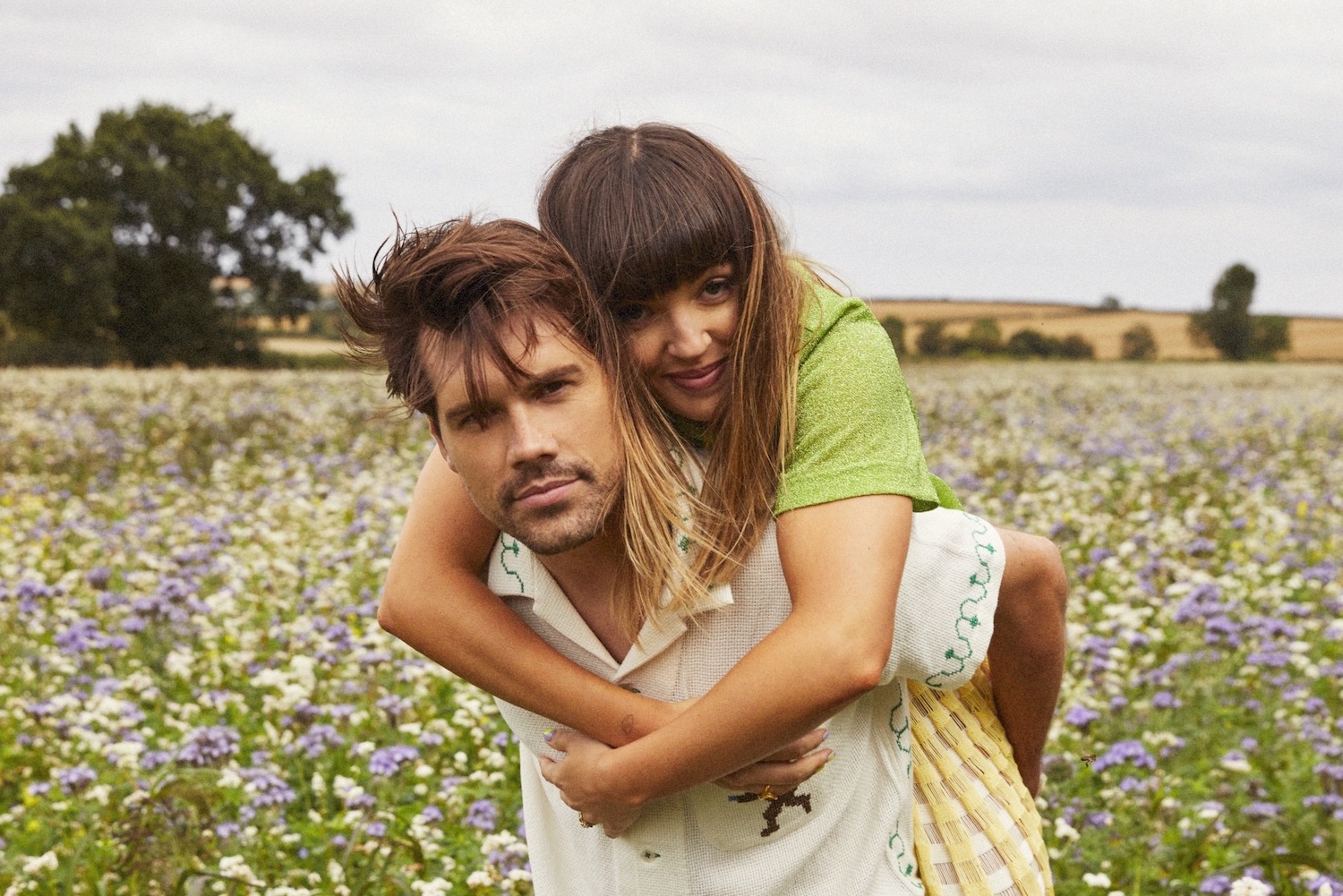 Oh Wonder's "Can We Always Be Friends?" Is a Celebration of Love As a ...