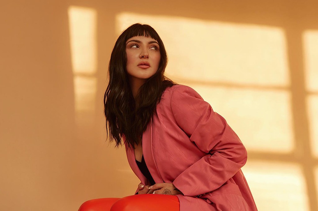 Julia Michaels’ “Sorry To Me Too” Is Vulnerable, Heartbreaking ...